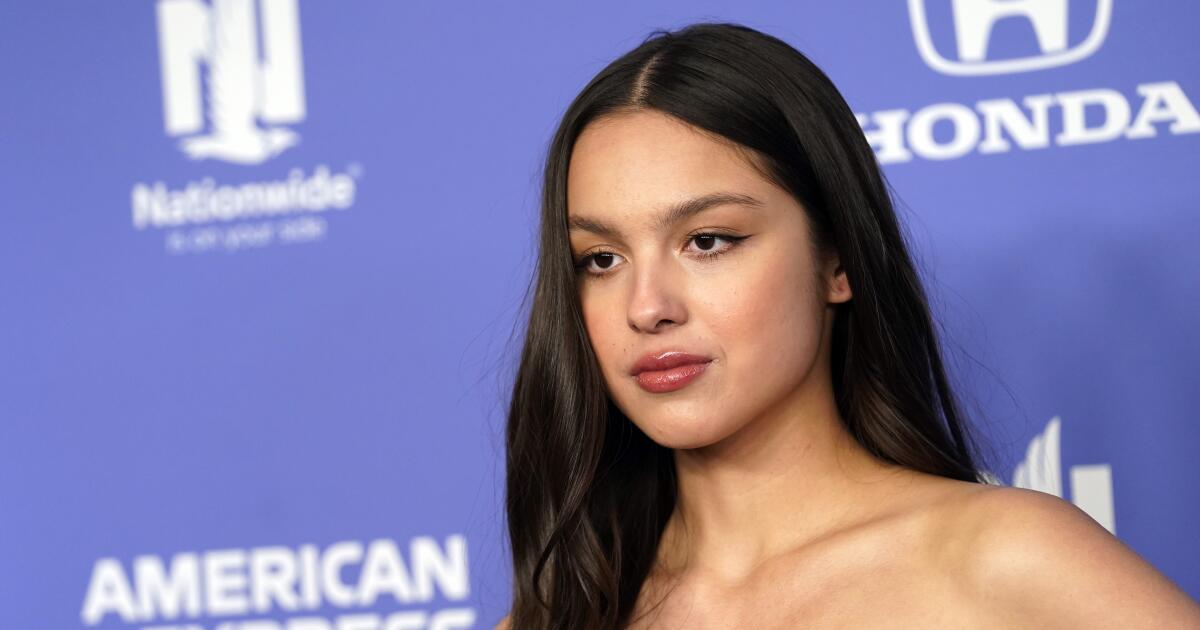 Olivia Rodrigo 'surprised' by Taylor Swift 'Vampire' theory | Yonkers ... Olivia Rodrigo 'surprised' by Taylor Swift 'Vampire' theory | Yonkers ...